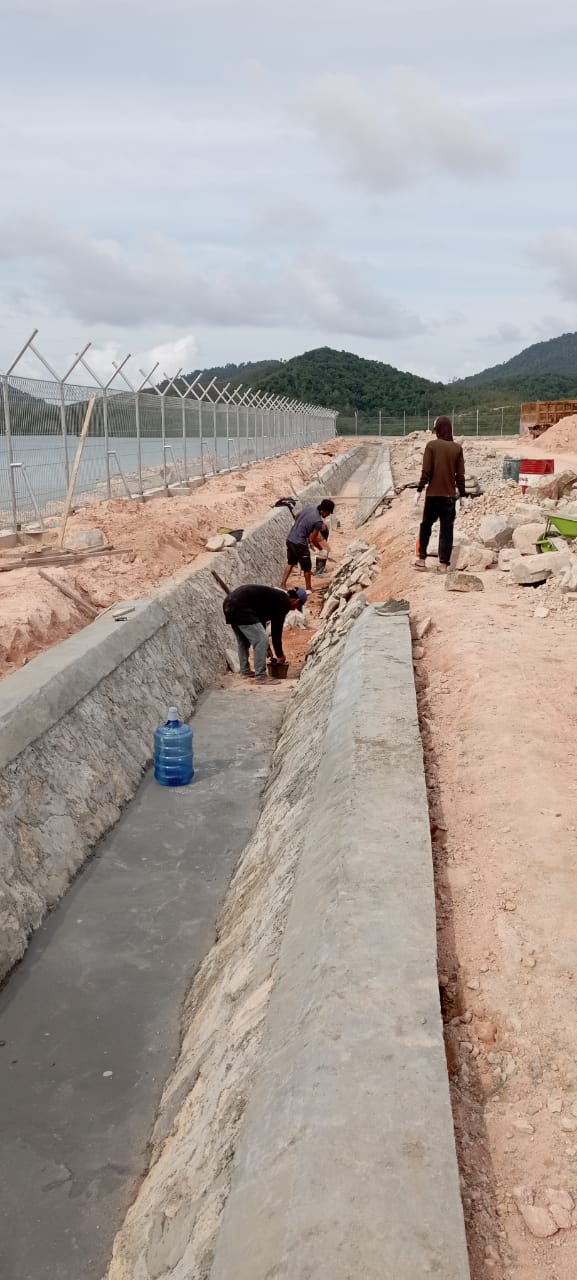 Proyek Pemasangan Pagar BRC Galvanis Untuk Waduk Riam Kanan, Banjar ...